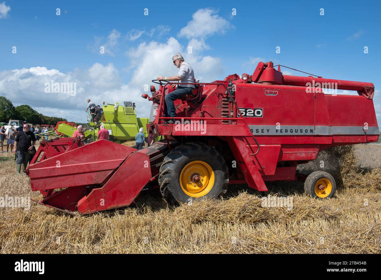 Old massey ferguson combine harvester hi-res stock photography and ...
