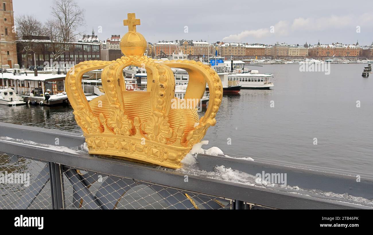 One of the Gilded Crowns on Skeppsholmsbron Stock Photo - Alamy