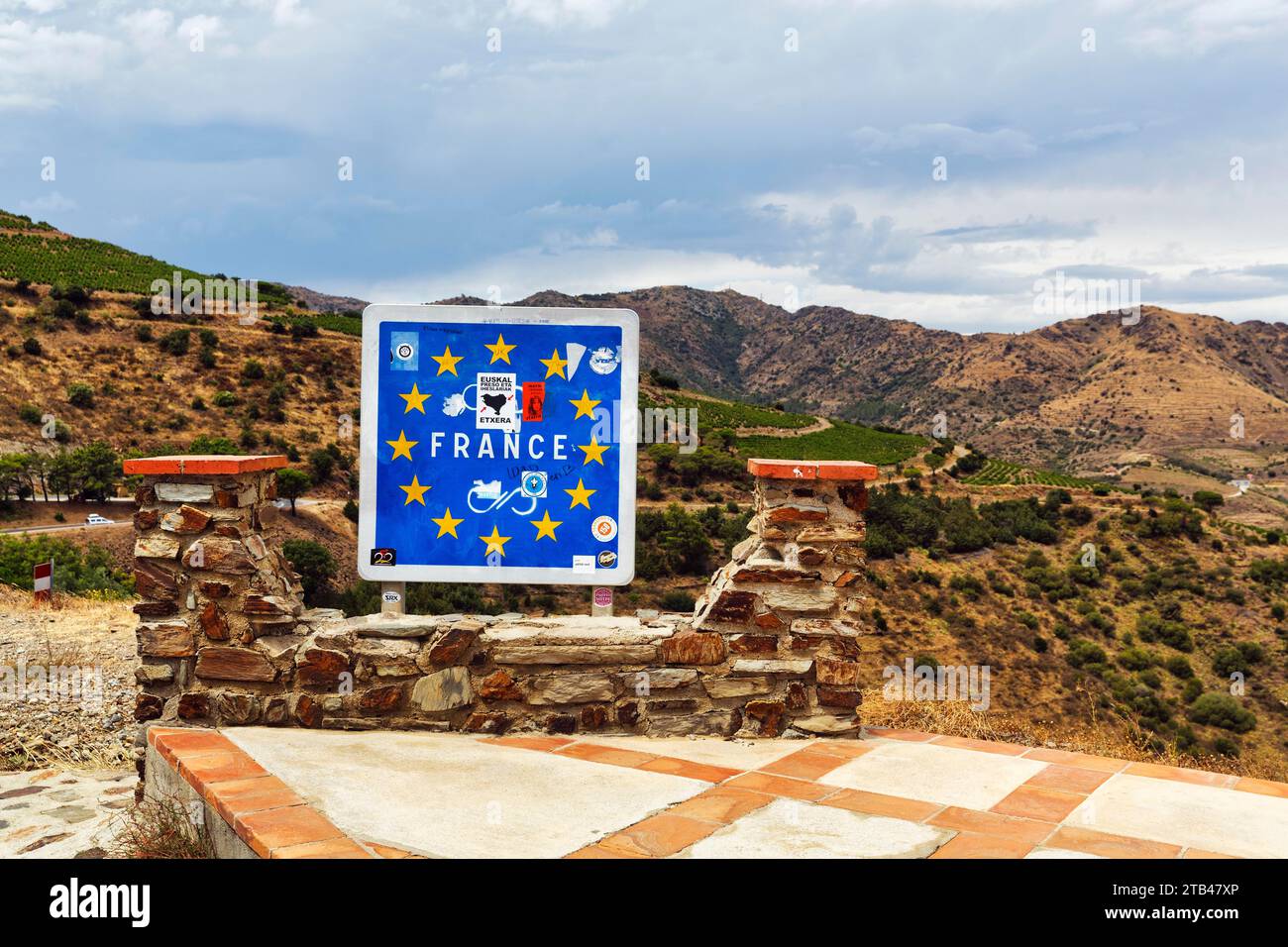 Spain france border hi-res stock photography and images - Alamy