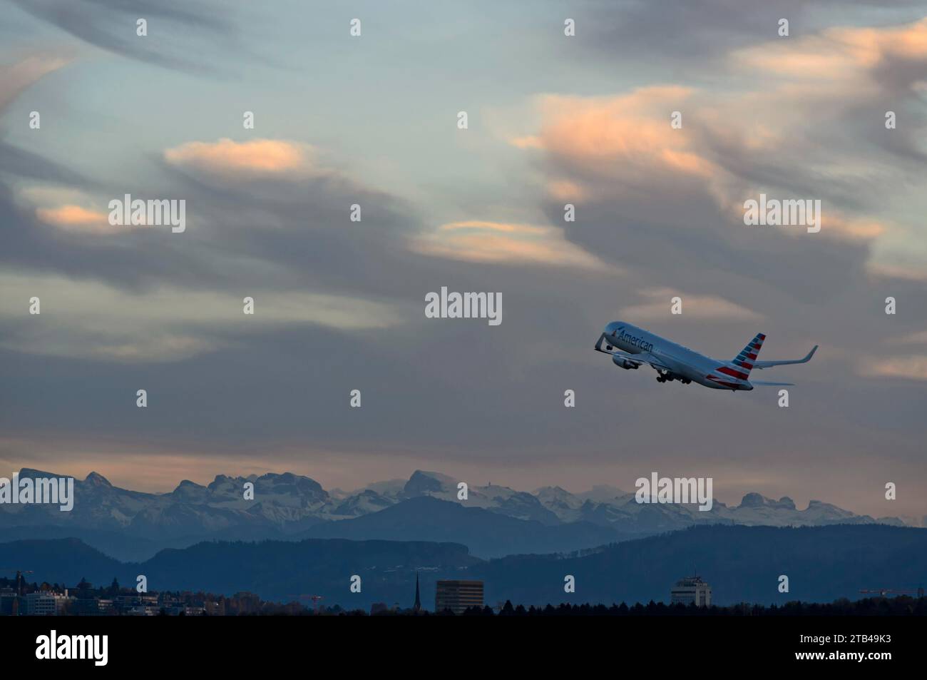 Sky alps airlines hi-res stock photography and images - Alamy