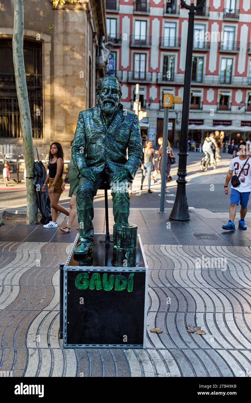 Statue of gaudi hi-res stock photography and images - Alamy