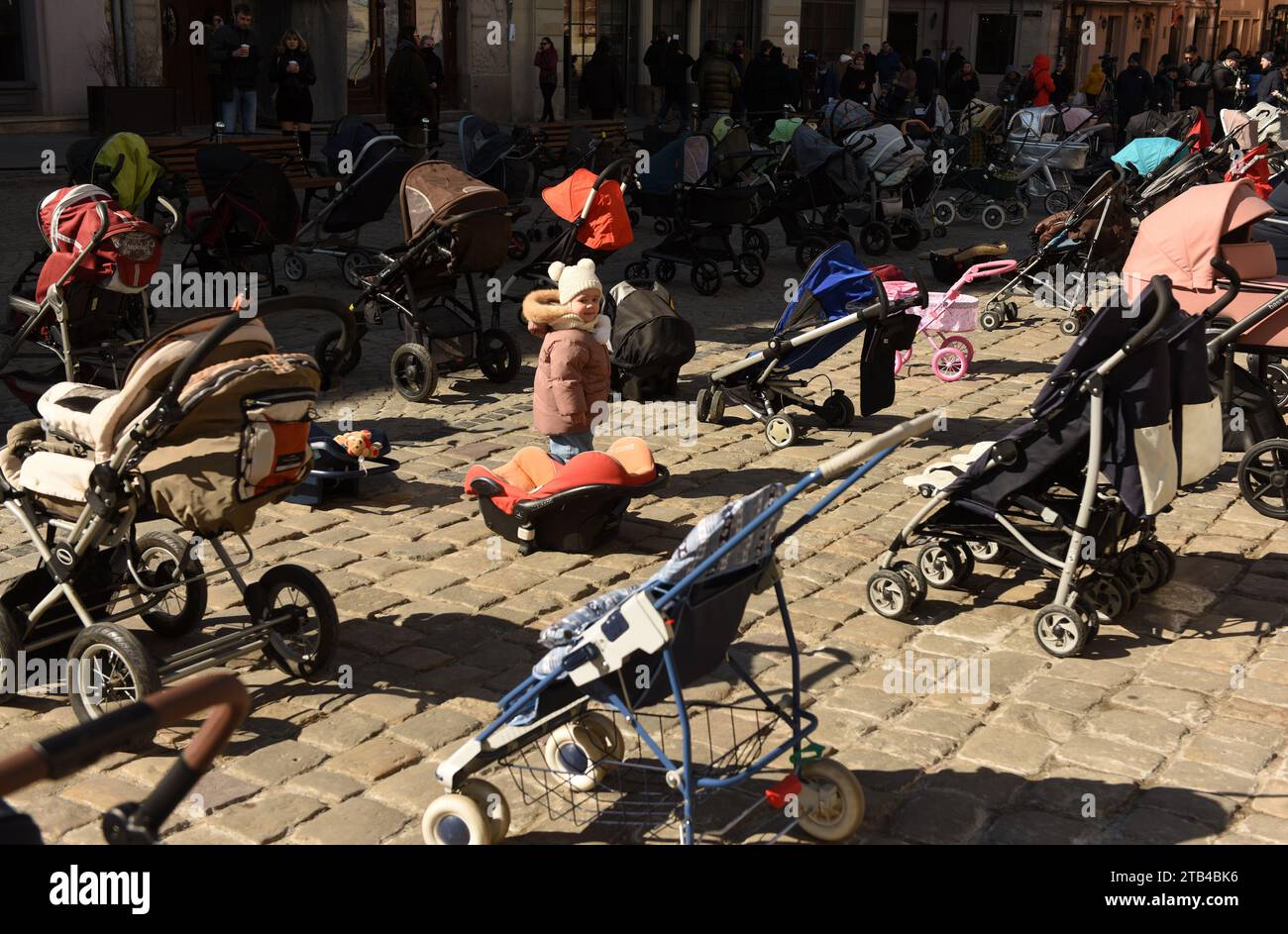 Strollers station ukraine hi-res stock photography and images - Alamy