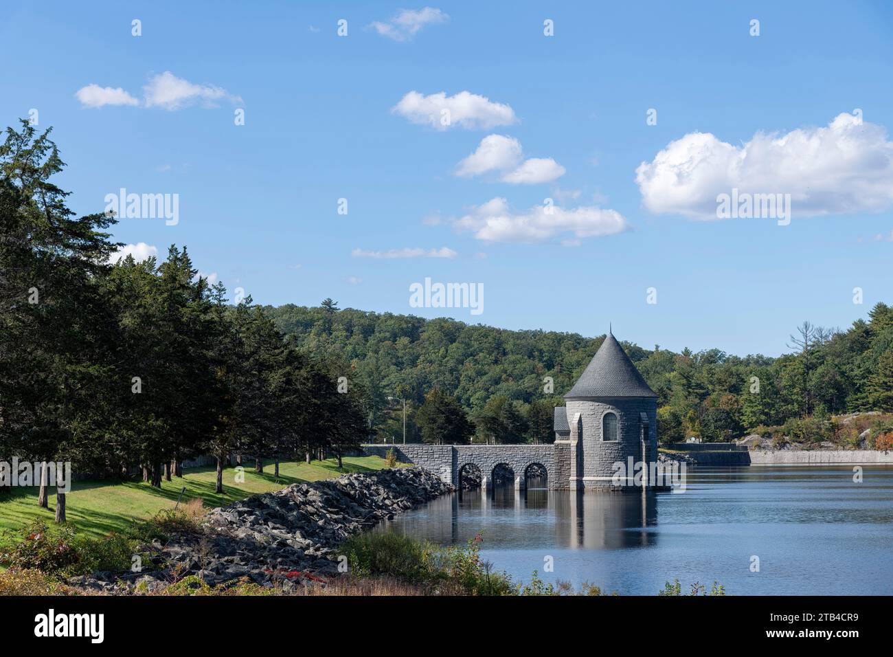 Saville Dam and Barkhamsted Reservoir in Barkhamsted, Connecticut, USA ...