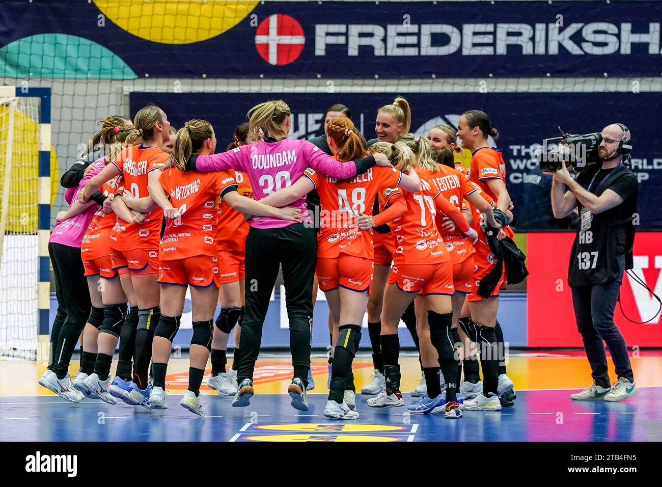 FREDRIKSHAVN, DENMARK - DECEMBER 4: Laura van der Heijden of the ...