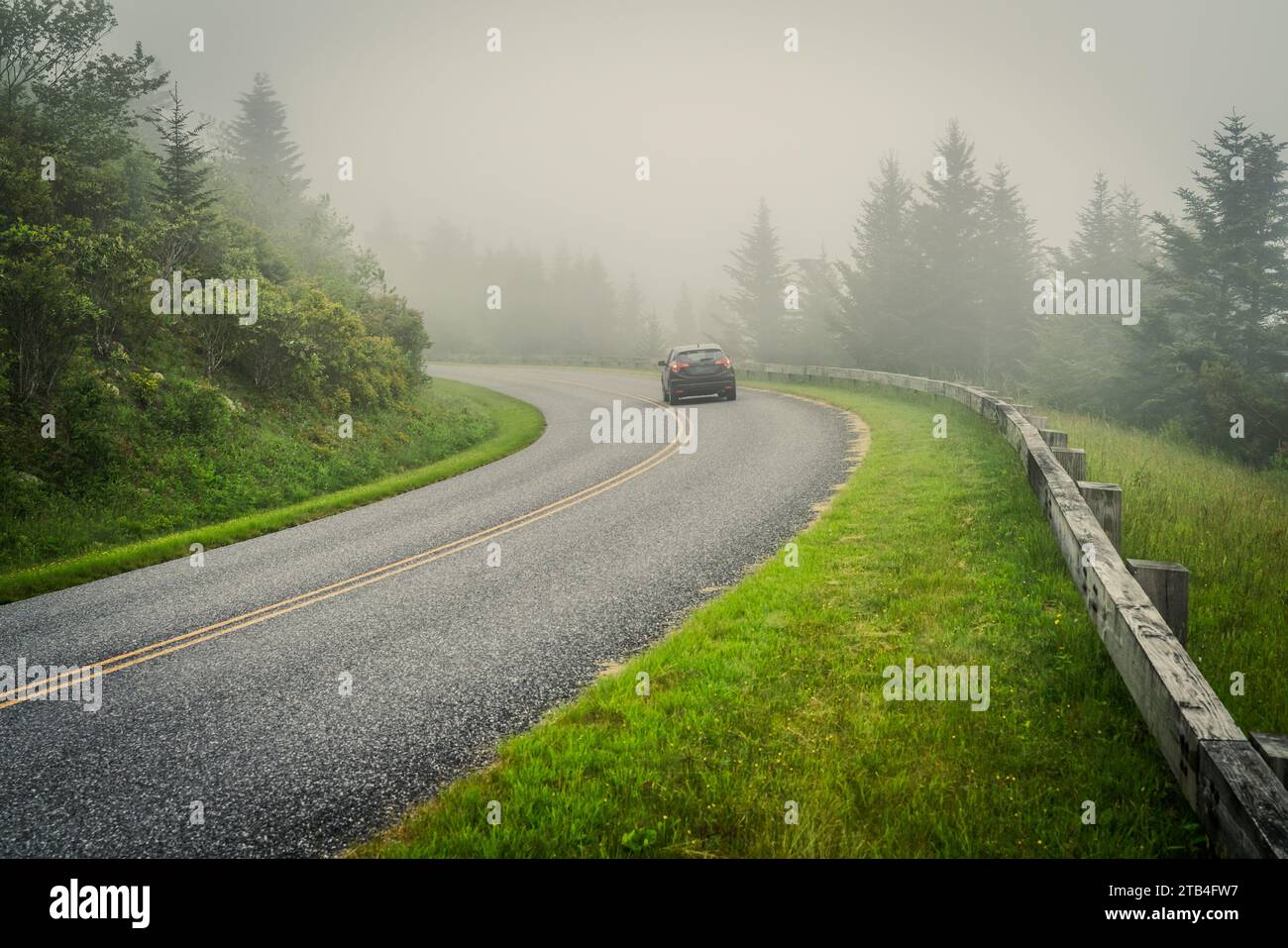 Blue ridge parkway travel hi-res stock photography and images - Alamy