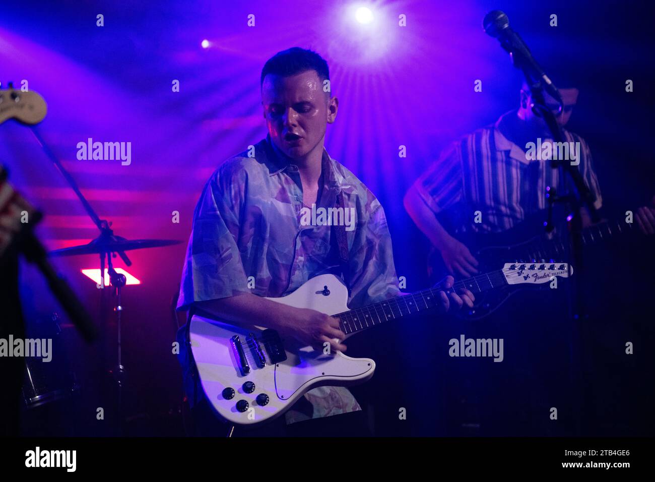 Declan Welsh and The Decadent West, a scottish power pop band ...