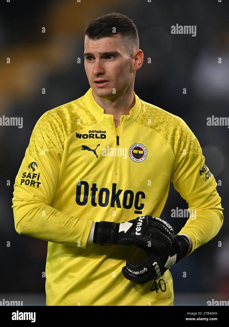 ISTANBUL - Fenerbahce SK goalkeeper Dominik Livakovic during the ...