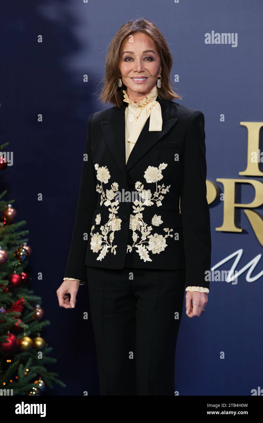 Isabel Preysler presents the premiere of "Isabel Preysler: Mi Navidad ...