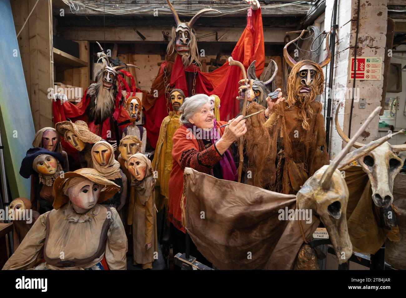Renowned puppetry artist Lyndie Wright opens her workshop showcasing ...