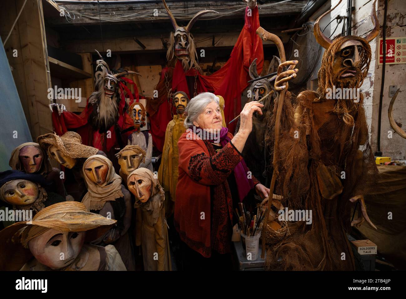 Renowned puppetry artist Lyndie Wright opens her workshop showcasing ...