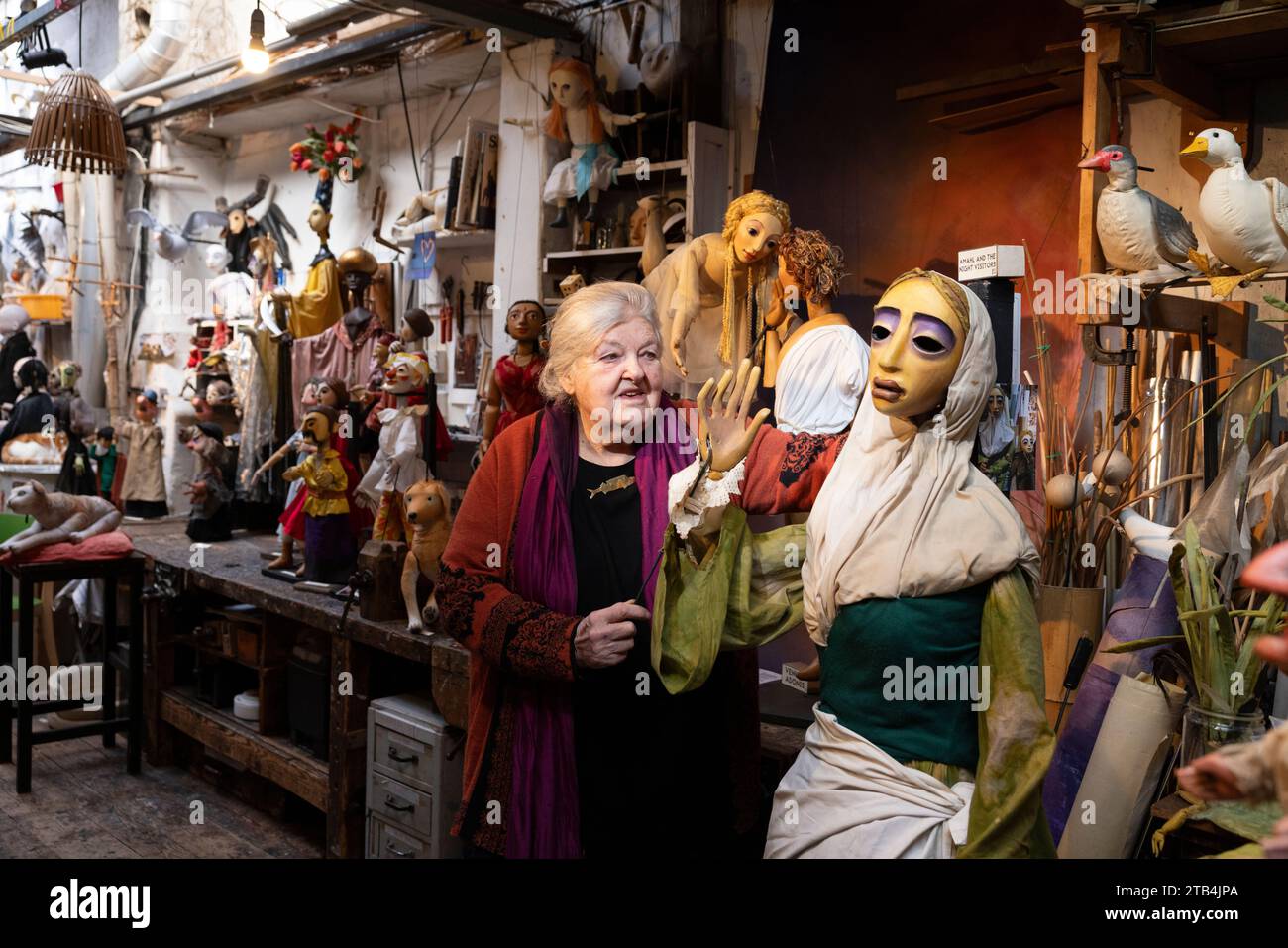 Renowned puppetry artist Lyndie Wright opens her workshop showcasing ...