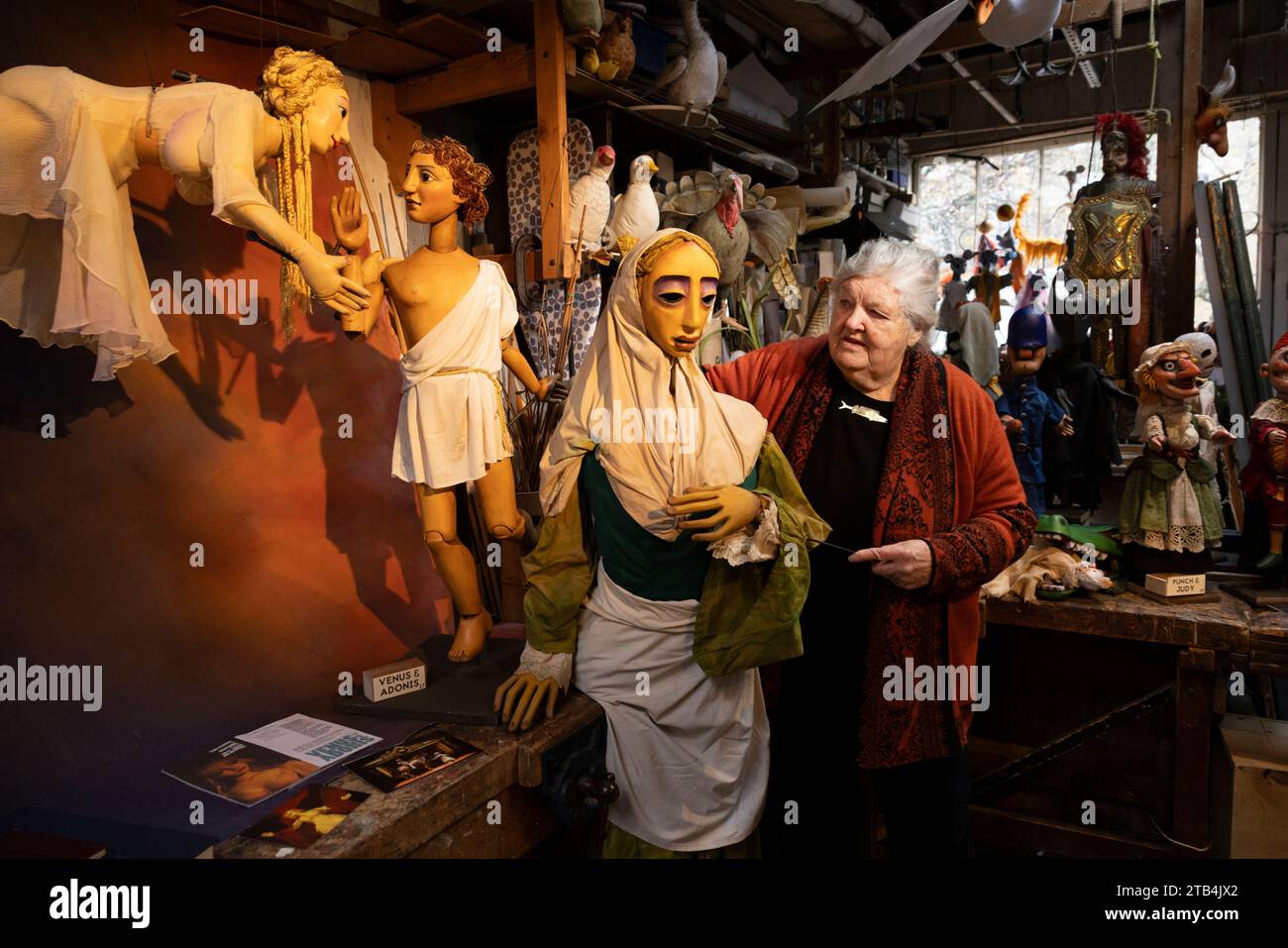 Renowned puppetry artist Lyndie Wright opens her workshop showcasing ...