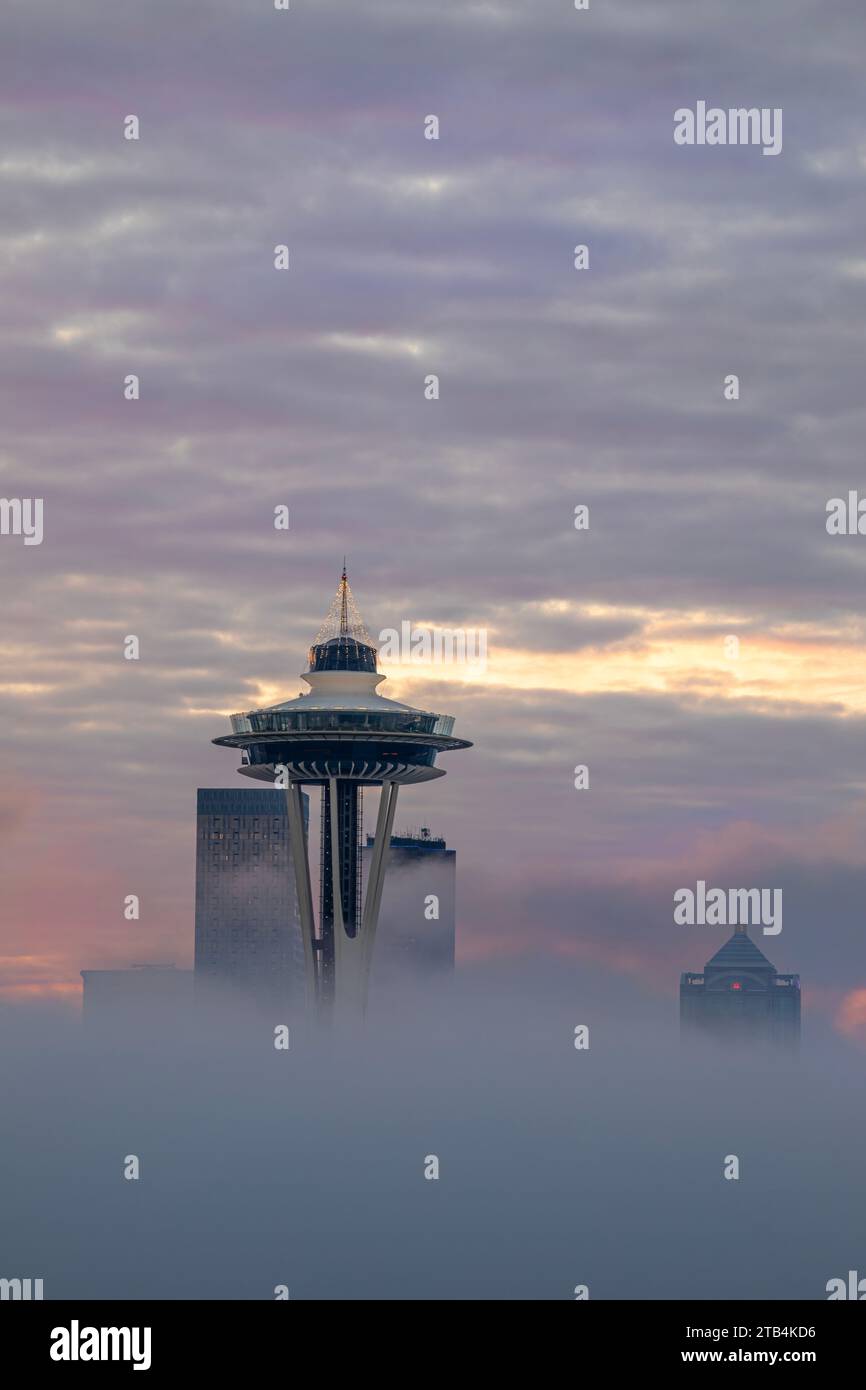 Worlds fair observation towers hi-res stock photography and images - Alamy