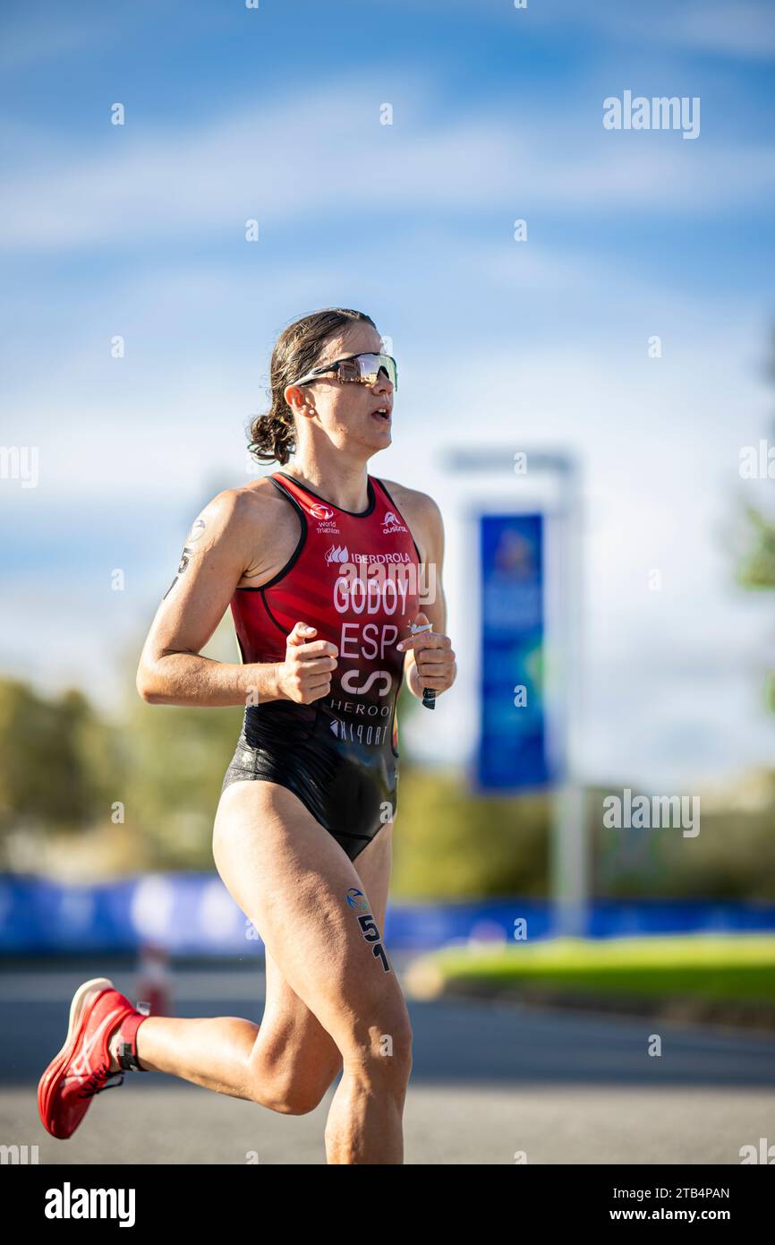 Anna Godoy Contreras running in Pontevedra in the 2023 World Triathlon ...