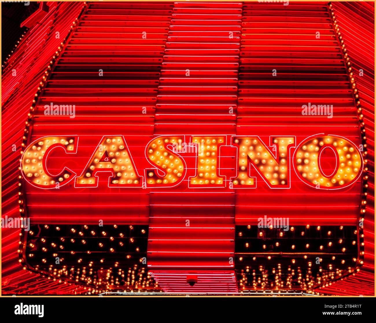 Las vegas 1980s vintage neon sign hi-res stock photography and images ...