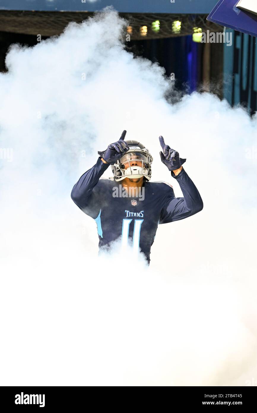 Tennessee Titans wide receiver Chris Moore (11) is introduced before an ...