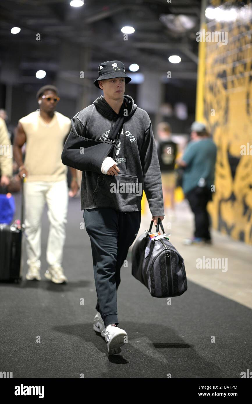 Cincinnati Bengals quarterback Joe Burrow arrives to the stadium before ...