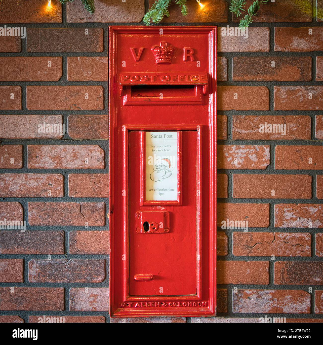 Letters to santa postbox hi-res stock photography and images - Alamy