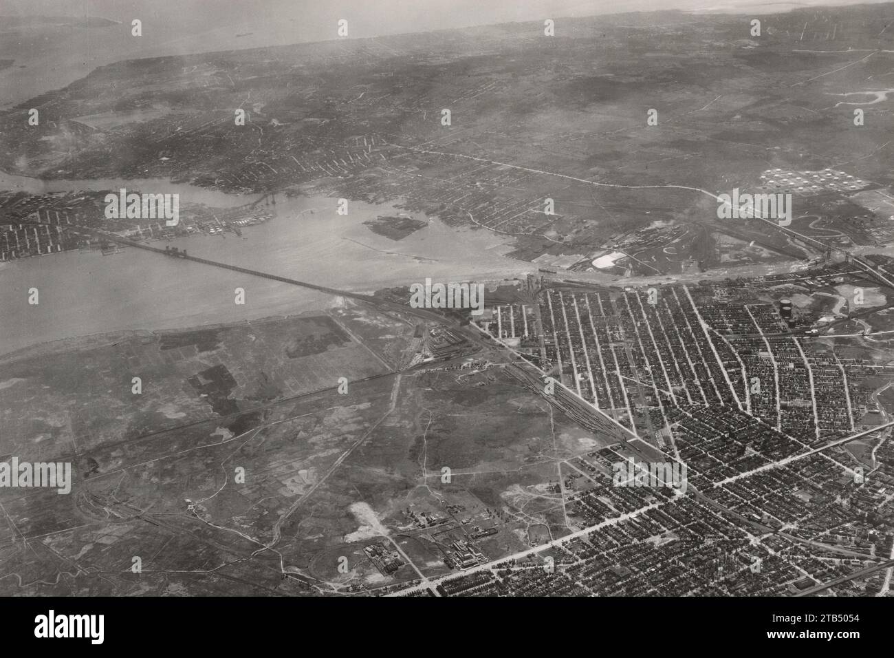 Aerial view of Dock and Rail Facilities in Elizabeth, New Jersey ...