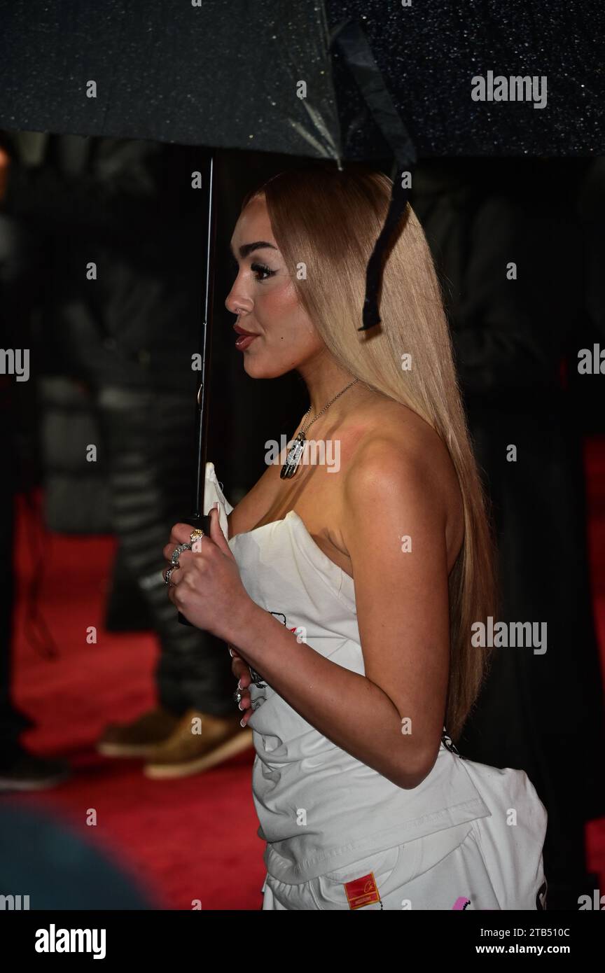 Lilah pi hi-res stock photography and images - Alamy