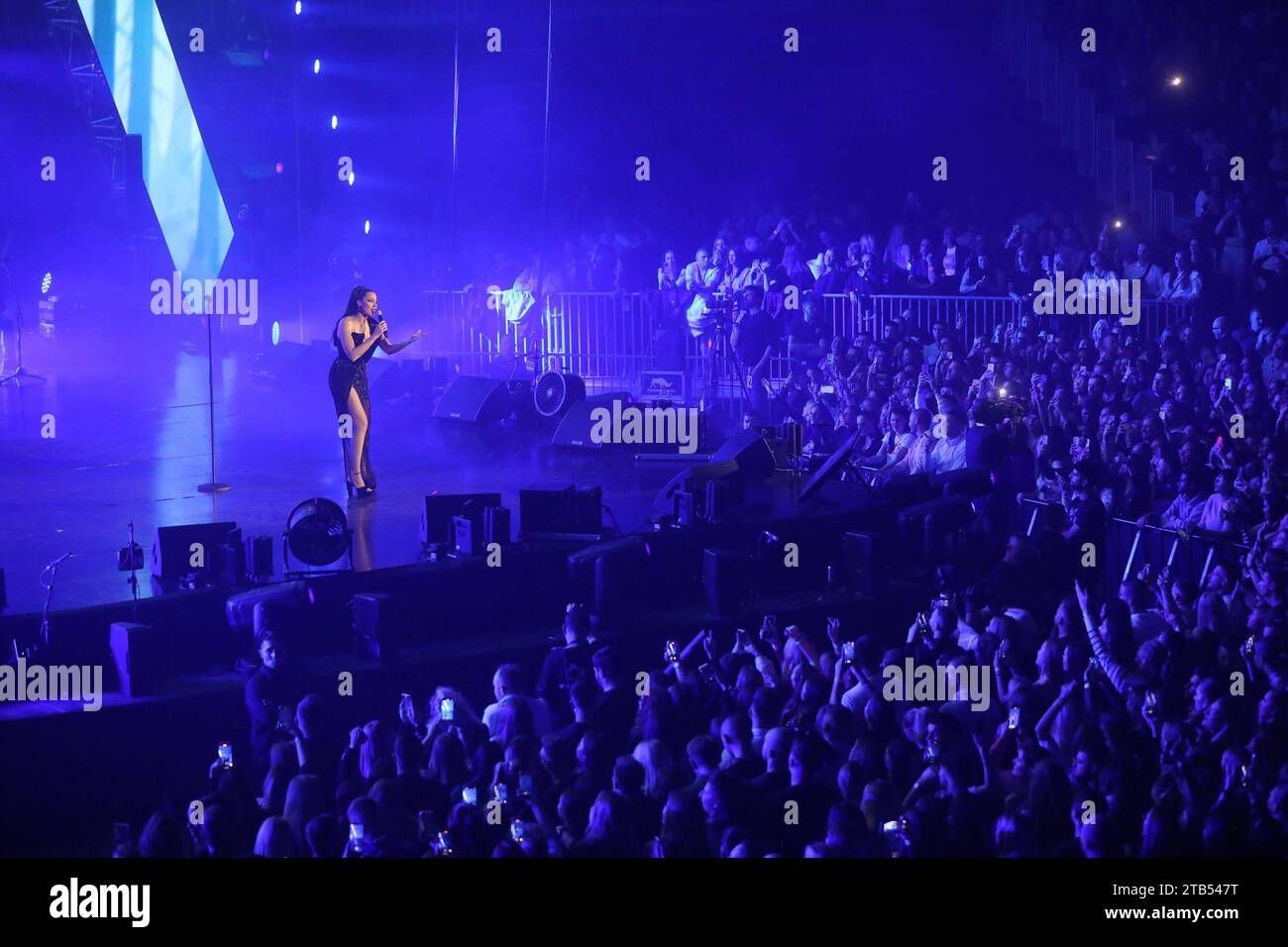 Lepa brena hi-res stock photography and images - Alamy