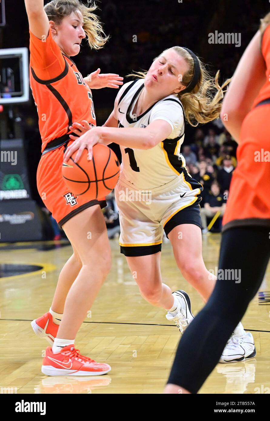 IOWA CITY, IA - DECEMBER 02: Iowa guard Molly Davis (1) collides with ...