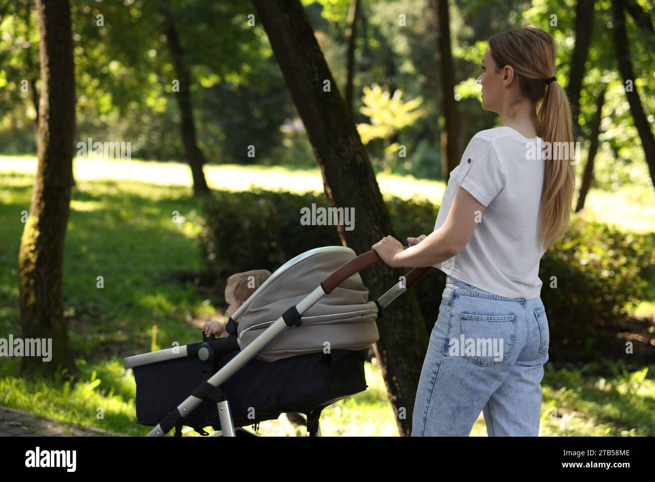 Nanny with stroller hi-res stock photography and images - Alamy