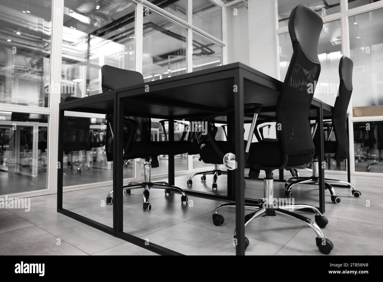 Conference room low angle hi-res stock photography and images - Alamy