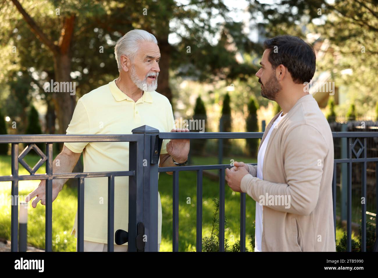 Meet your neighbours hi-res stock photography and images - Alamy