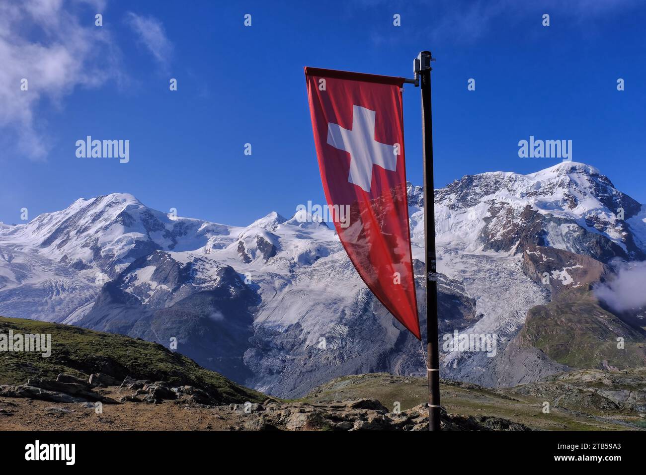 White flag blue sky hi-res stock photography and images - Alamy