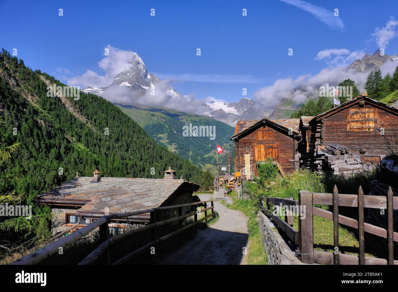 Matterhorn and traditional timber huts in Findeln village near Sunnegga ...