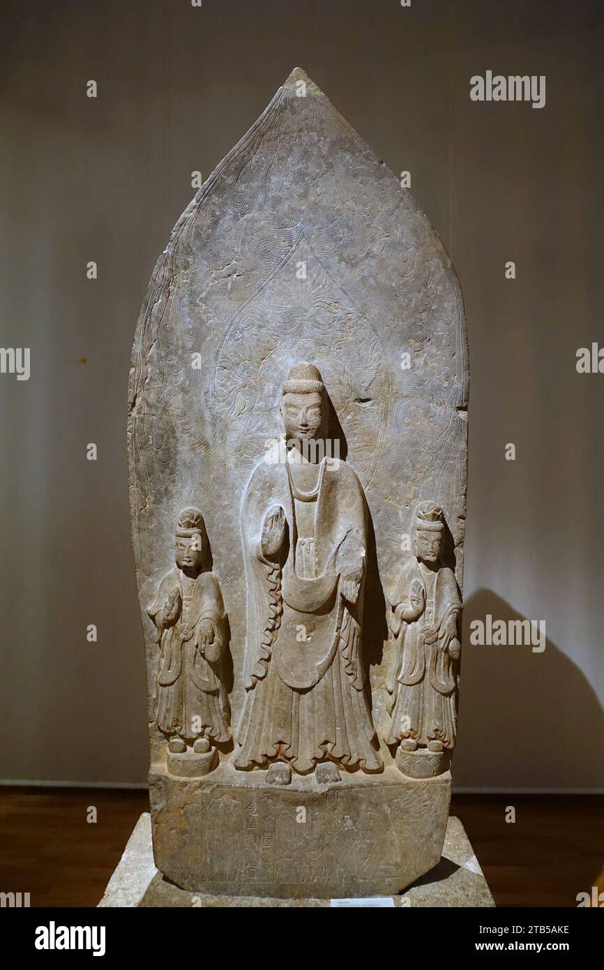 Votive stele, Shakyamuni with two Guanyin figures, China, Eastern Wei ...