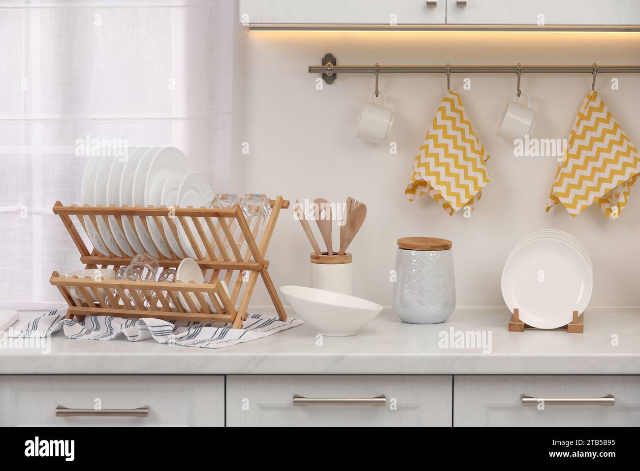 Kitchen utensils drying on hi-res stock photography and images - Alamy