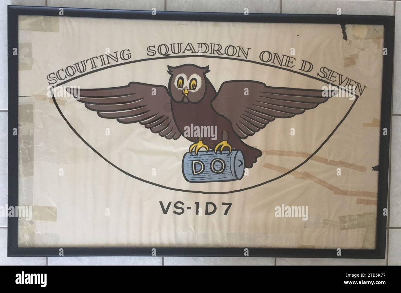 Navy emblem hi-res stock photography and images - Alamy