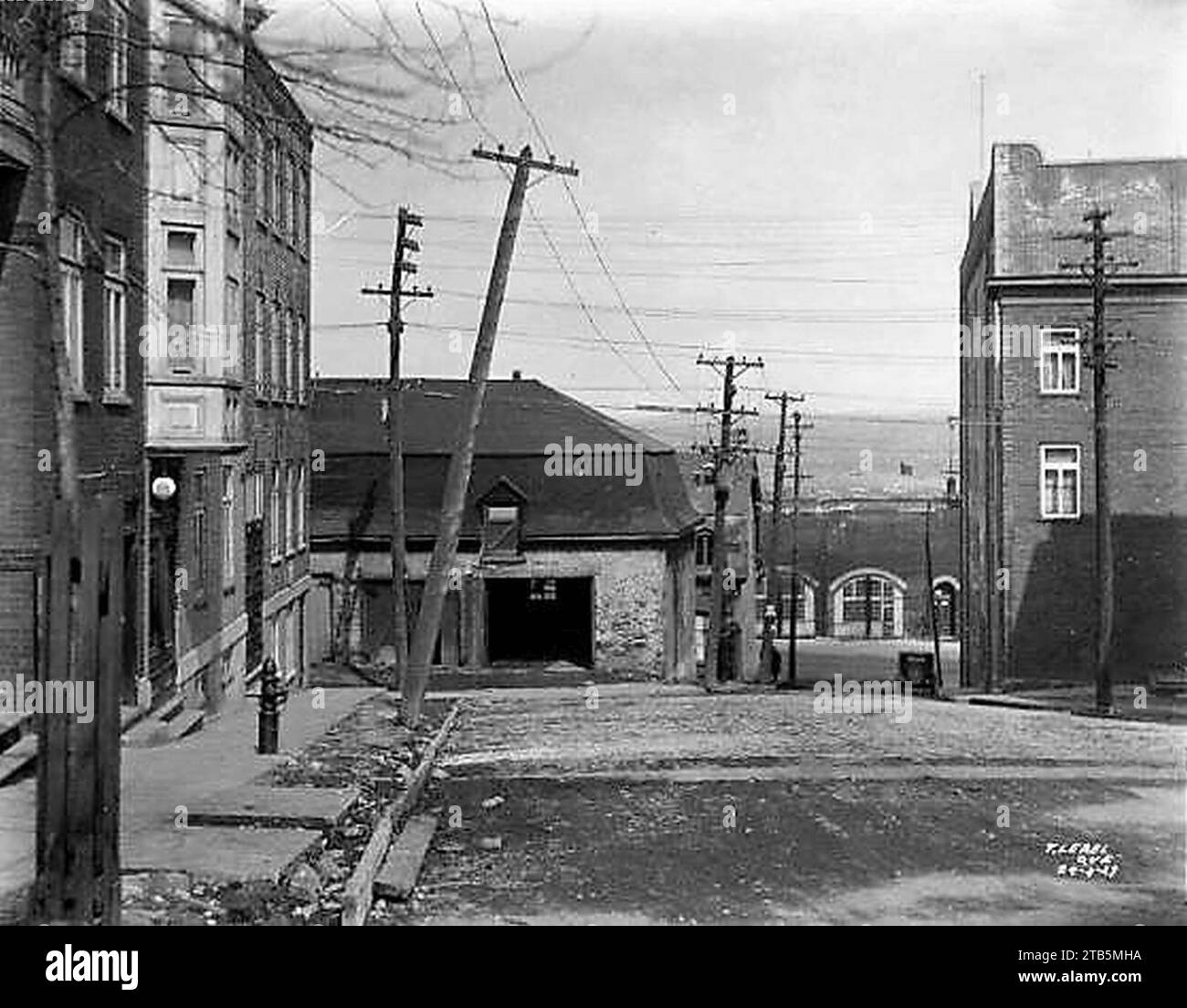 Vue de la rue Turnbull en direction nord, a l intersection de la rue ...