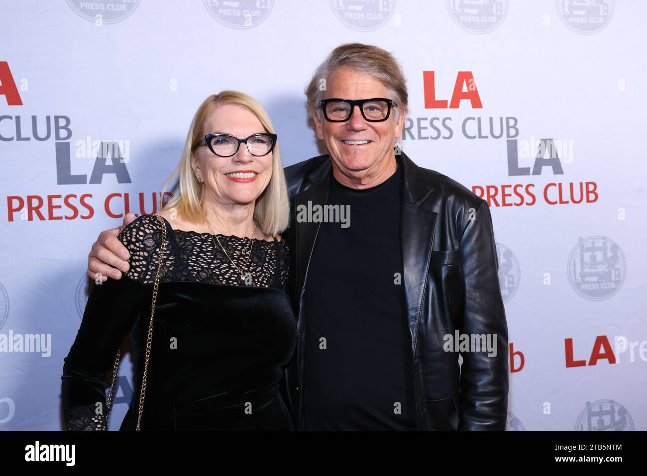 Los Angeles, California, USA. 3rd December, 2023. Sharon MaHarry and ...