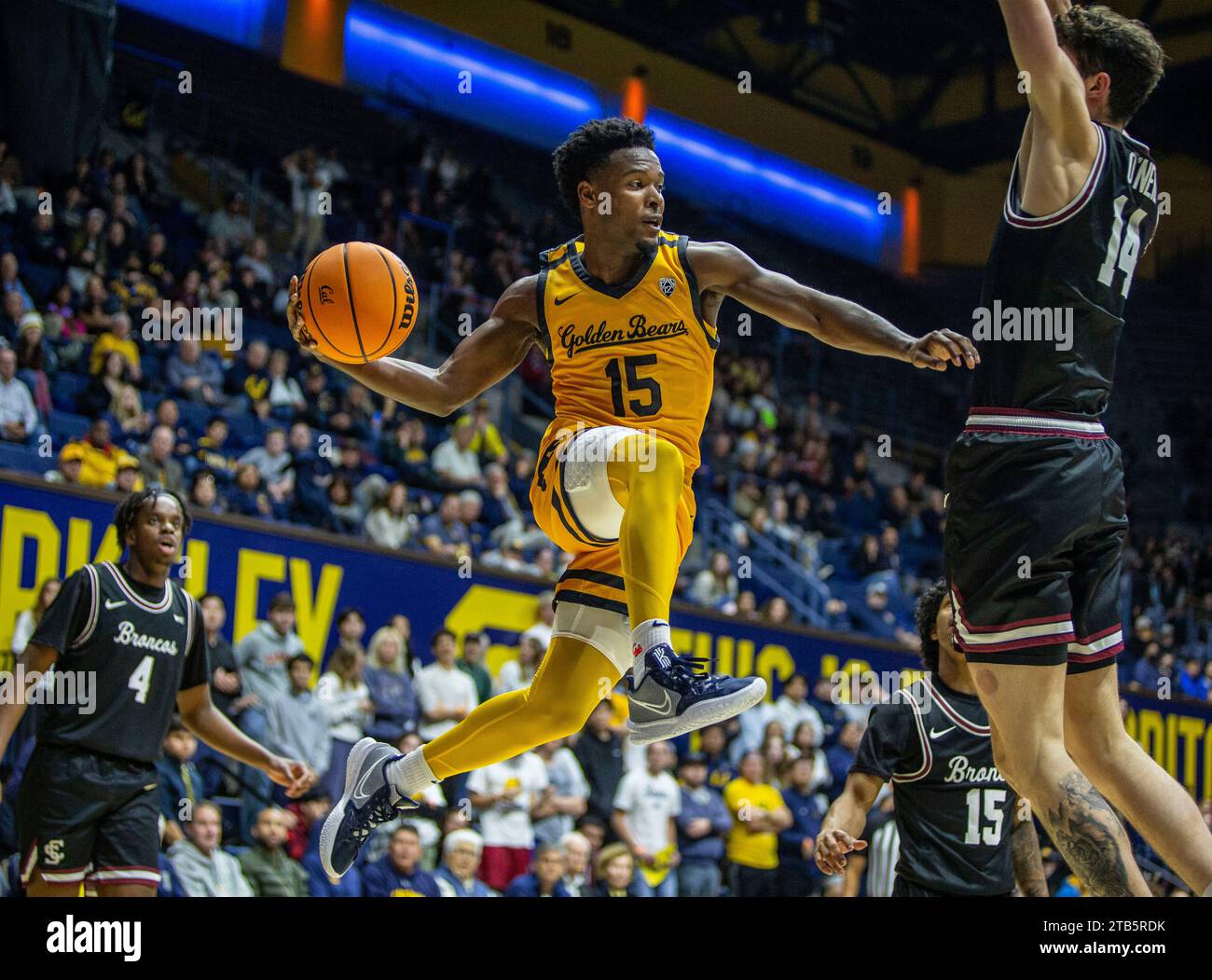Haas Pavilion Berkeley Calif, USA. 02nd Dec, 2023. U.S.A. California ...