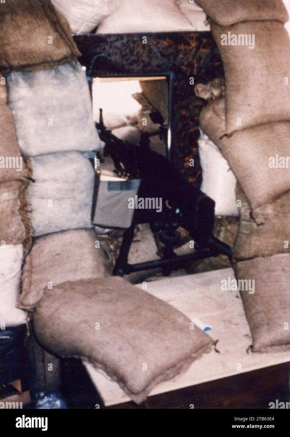 Waco siege hi-res stock photography and images - Alamy