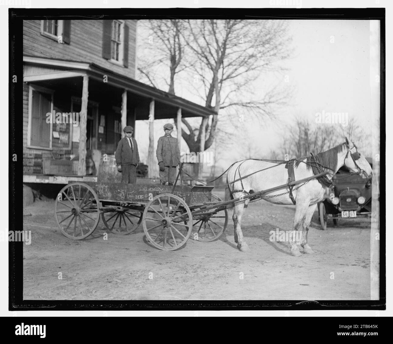 Wagon in front of Country Store, c. 1914 Stock Photo - Alamy