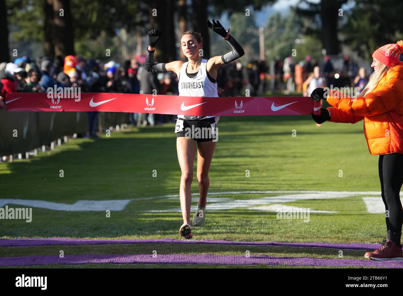 Portland, United States. 03rd Dec, 2022. Irene Riggs wins the girls ...