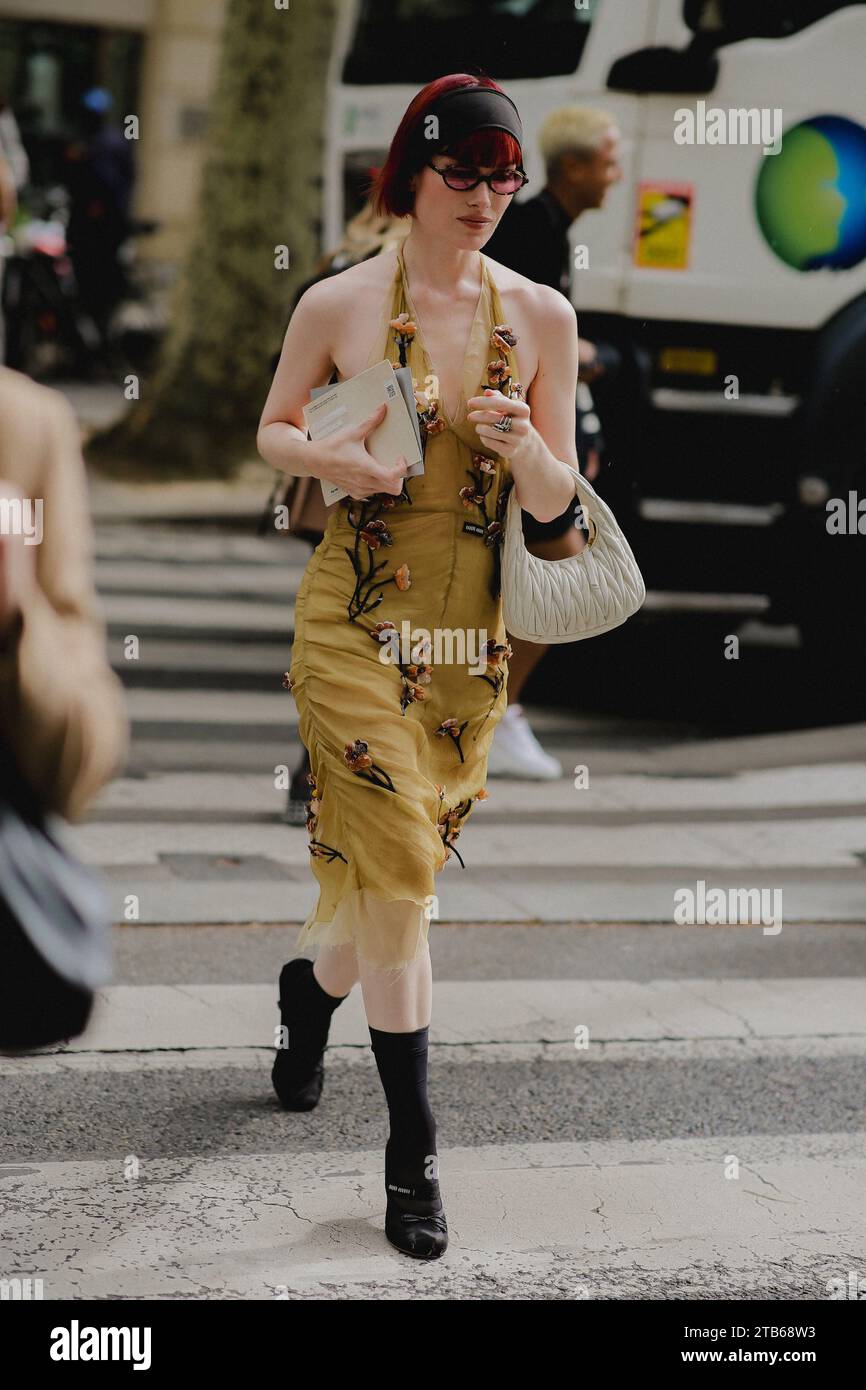 Julia hobbs hi-res stock photography and images - Alamy