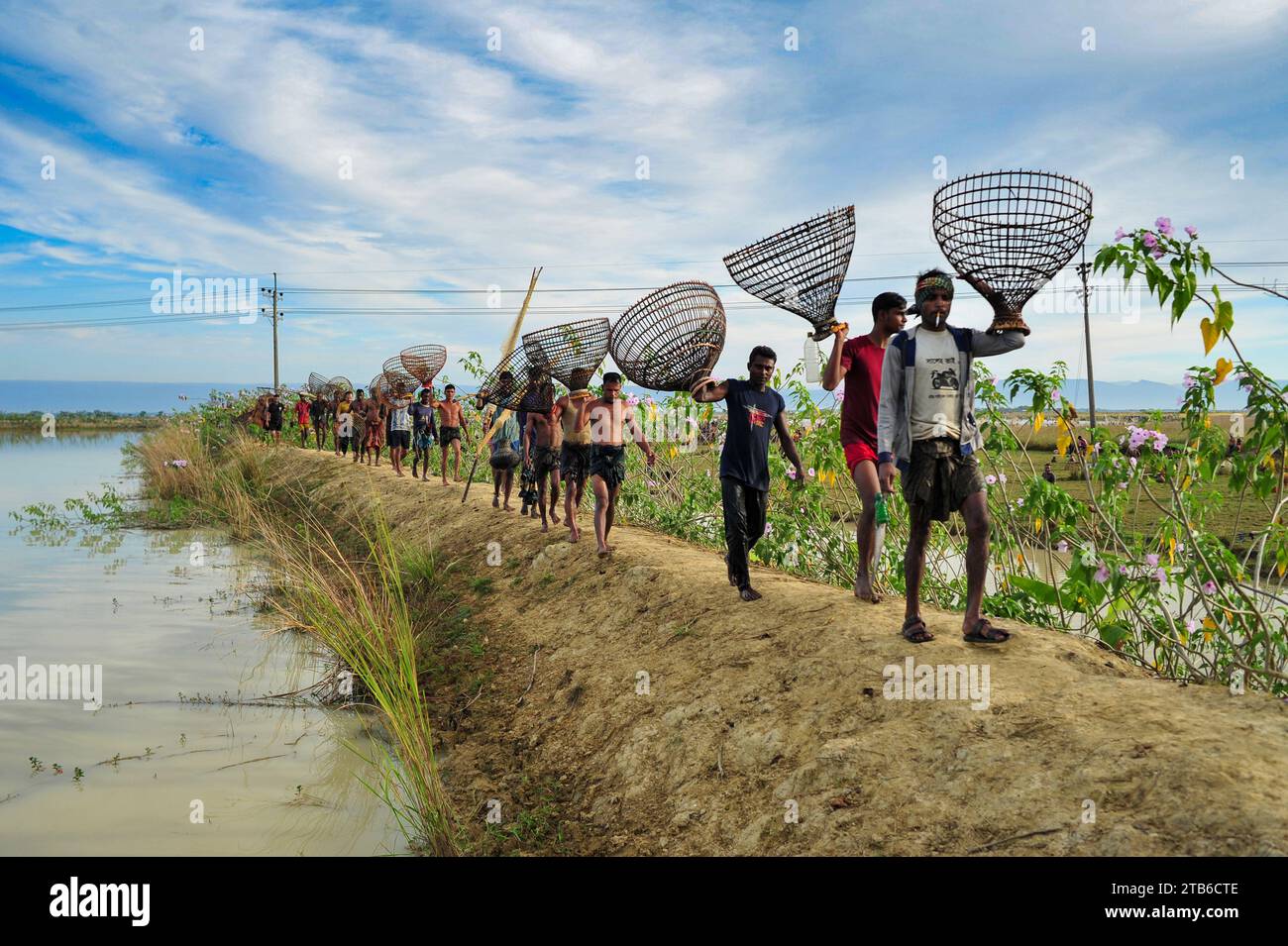 Bangladeshi villagers fishing hi-res stock photography and images - Alamy