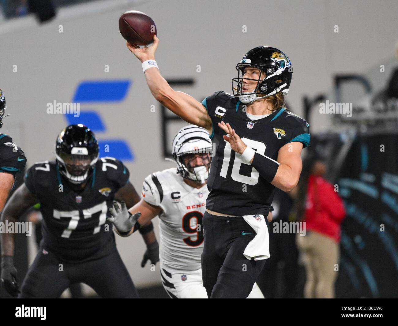 December 4, 2023: Jacksonville Jaguars quarterback Trevor Lawrence (16 ...