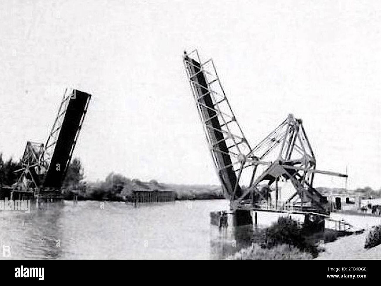 Walnut Grove Bridge, 1916 2 Stock Photo - Alamy