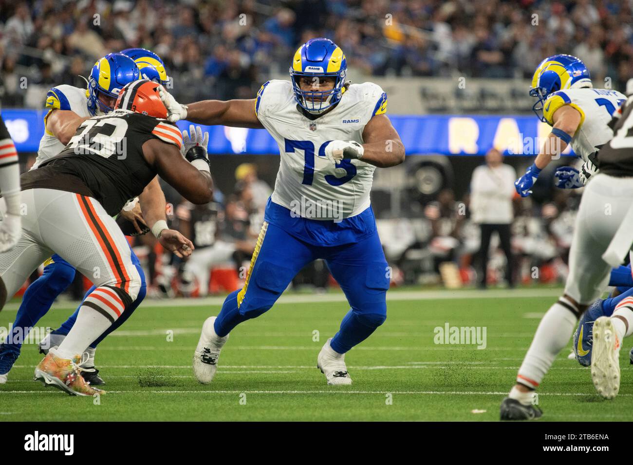 Los Angeles Rams guard Steve Avila (73) runs during an NFL football ...