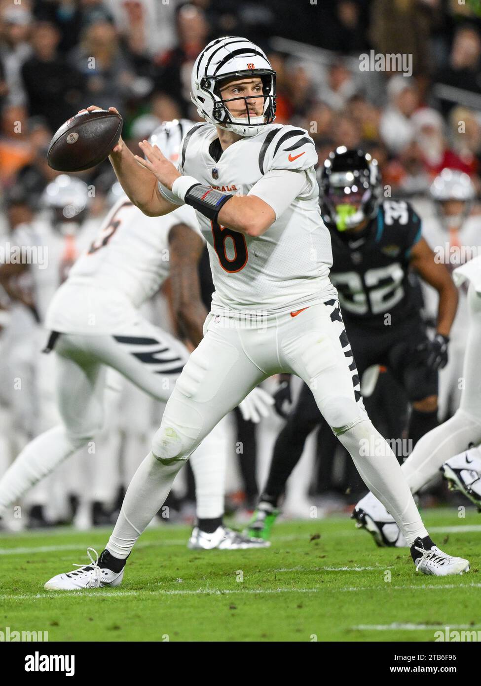 Jacksonville, FL, USA. 4th Dec, 2023. Cincinnati Bengals quarterback ...