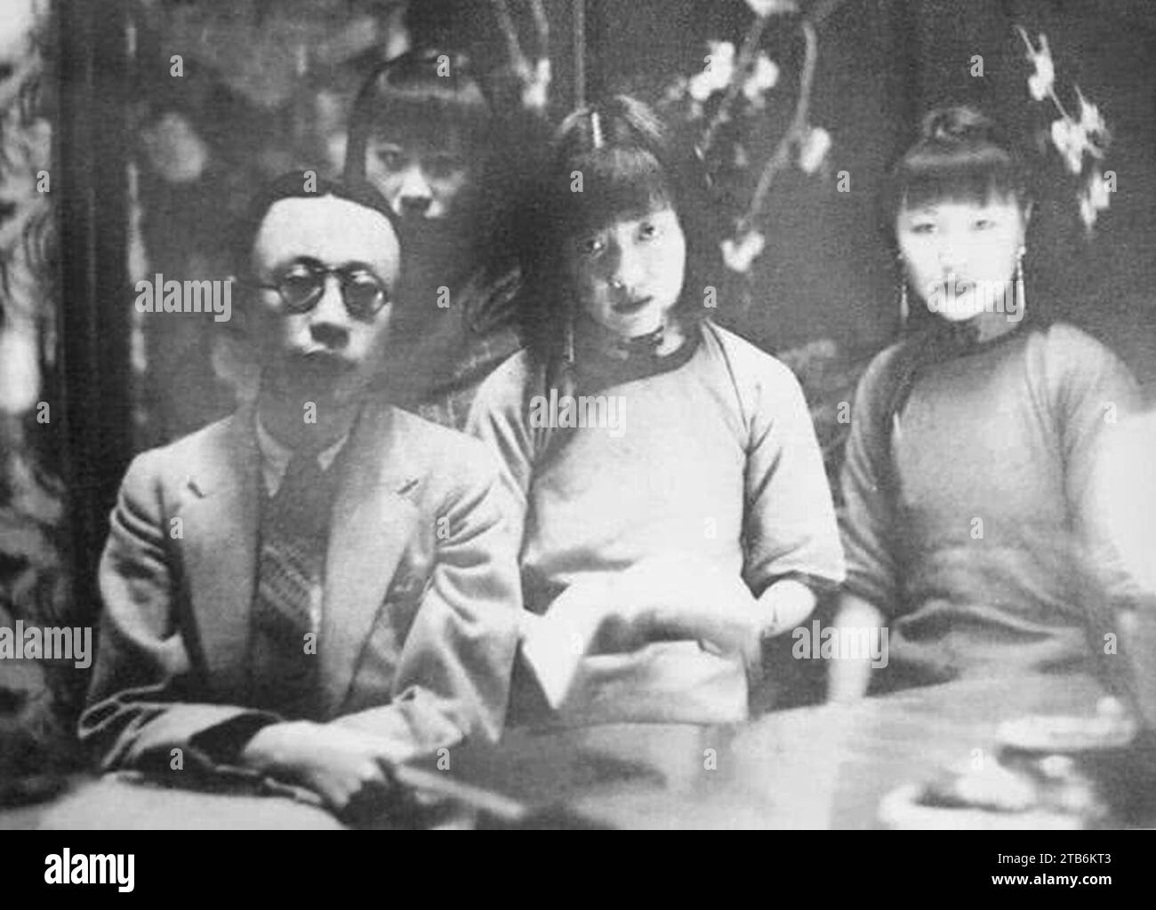 Wanrong and Puy, 1920s Stock Photo - Alamy