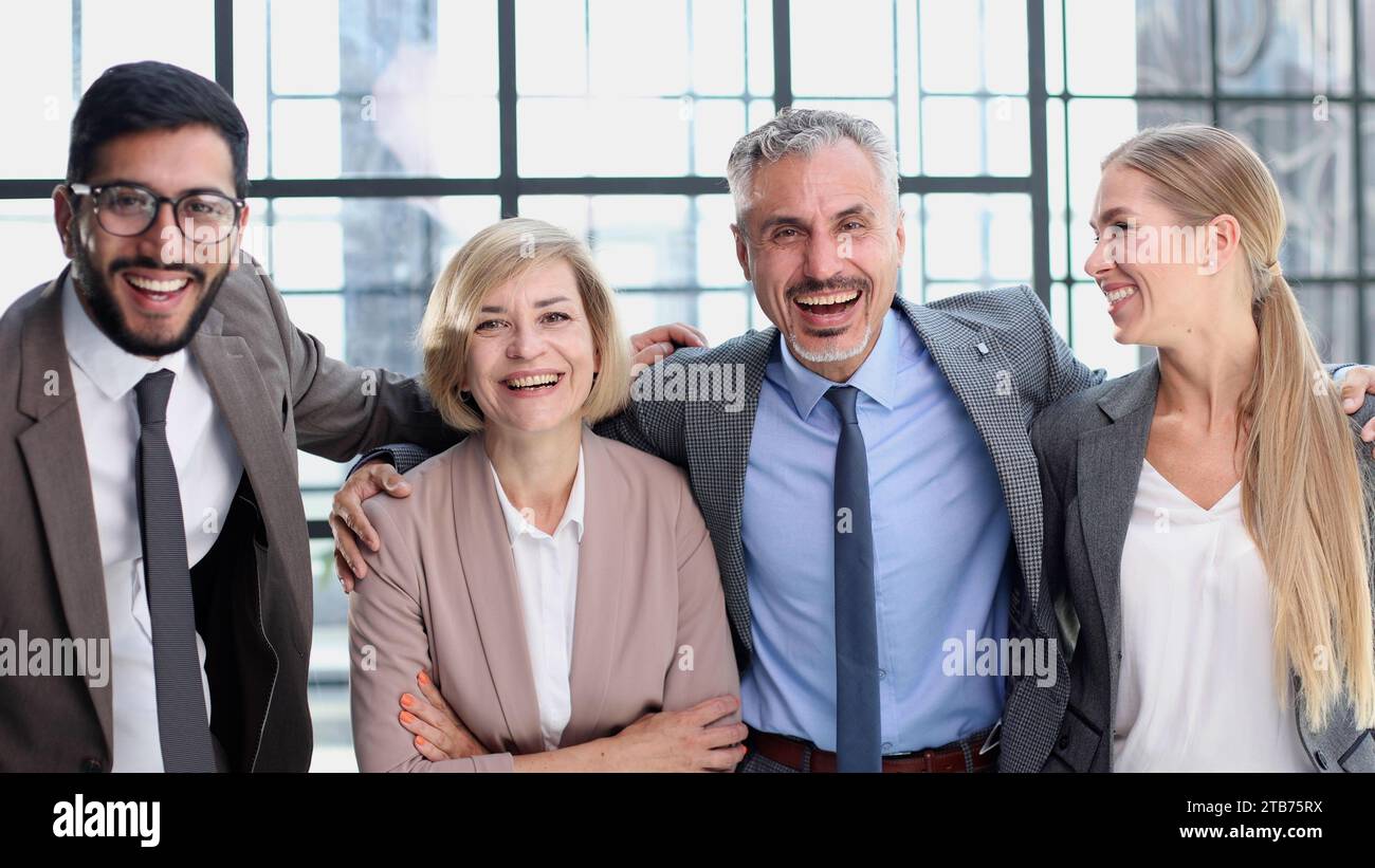 Business team people group crowd full length Stock Photo - Alamy