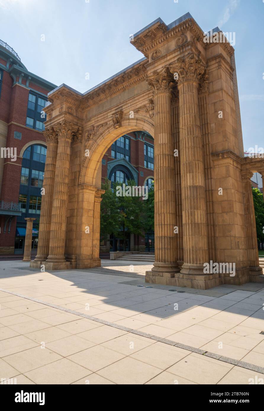 Gateway space station hi-res stock photography and images - Alamy