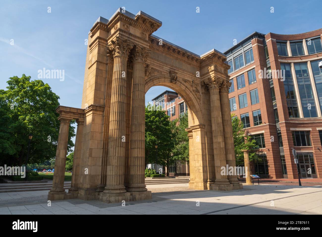The Columbus Union Station Arch, Work of Art in Ohio Stock Photo - Alamy